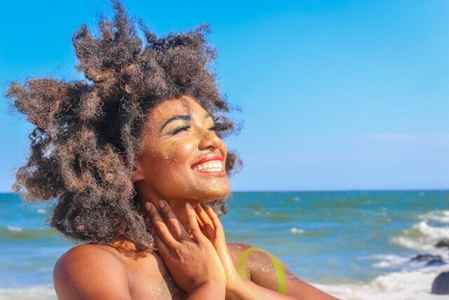How to Trim Split Ends for Healthier Afro Hair - Afrocenchix